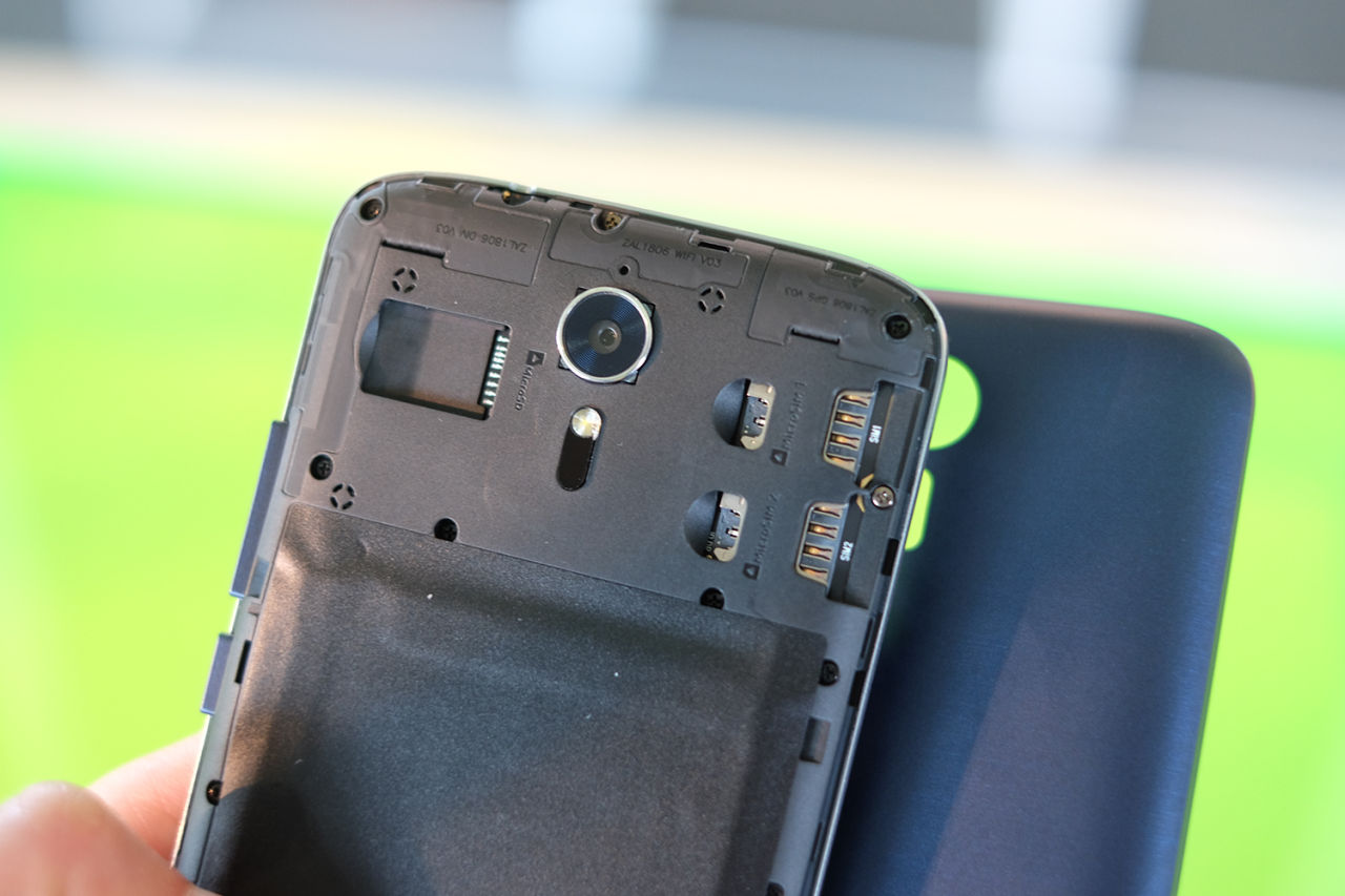 Is this the longest-lasting phone of the year? - Ars Technica