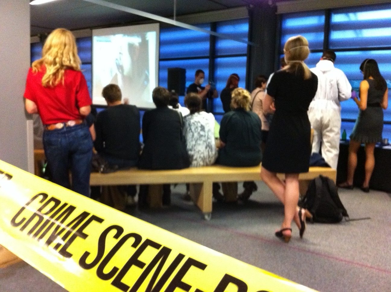 Crime Scene Live review: Be a CSI at London’s Natural History Museum ...