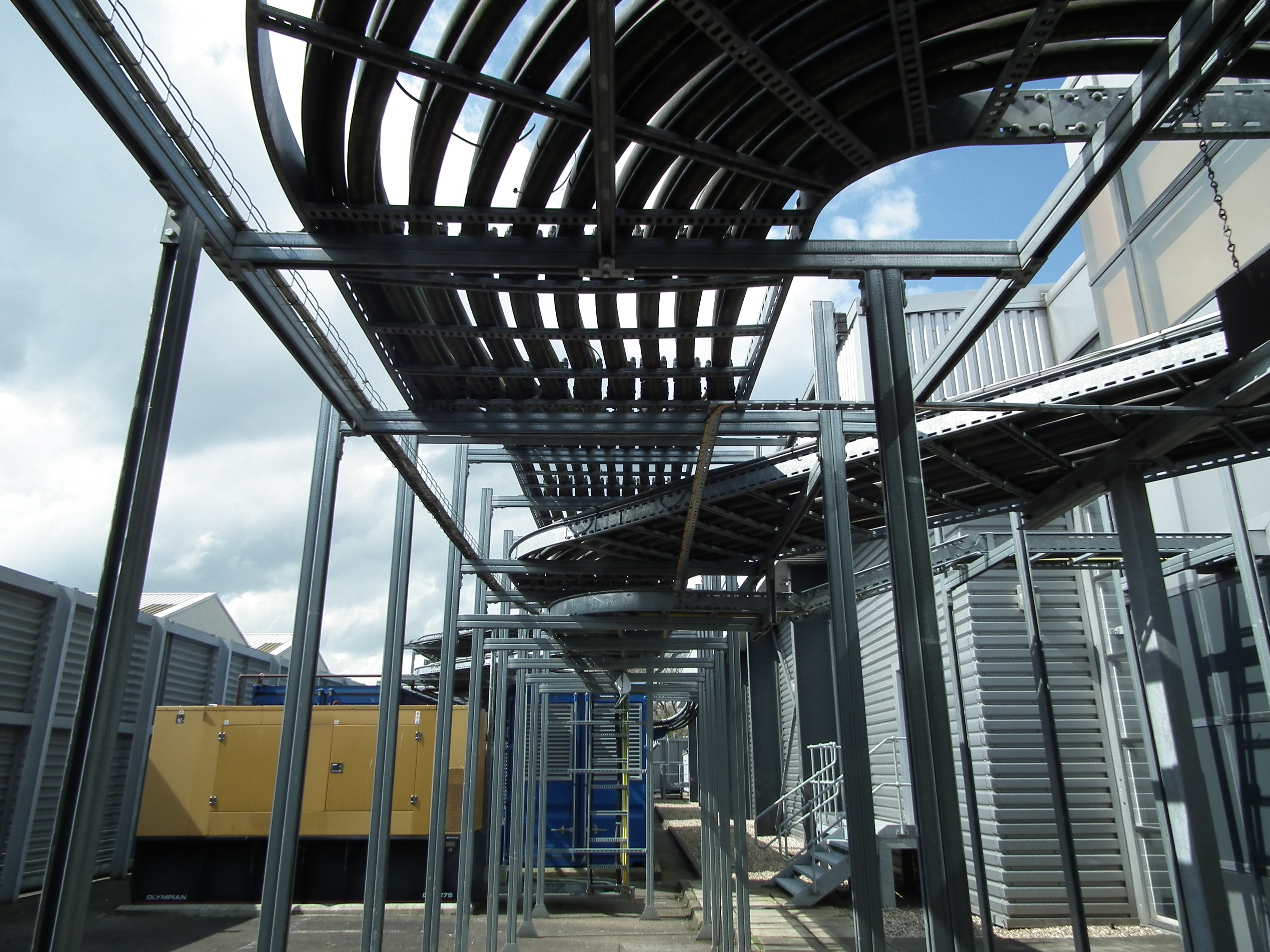 How the Internet works: Submarine fiber, brains in jars, and coaxial ...