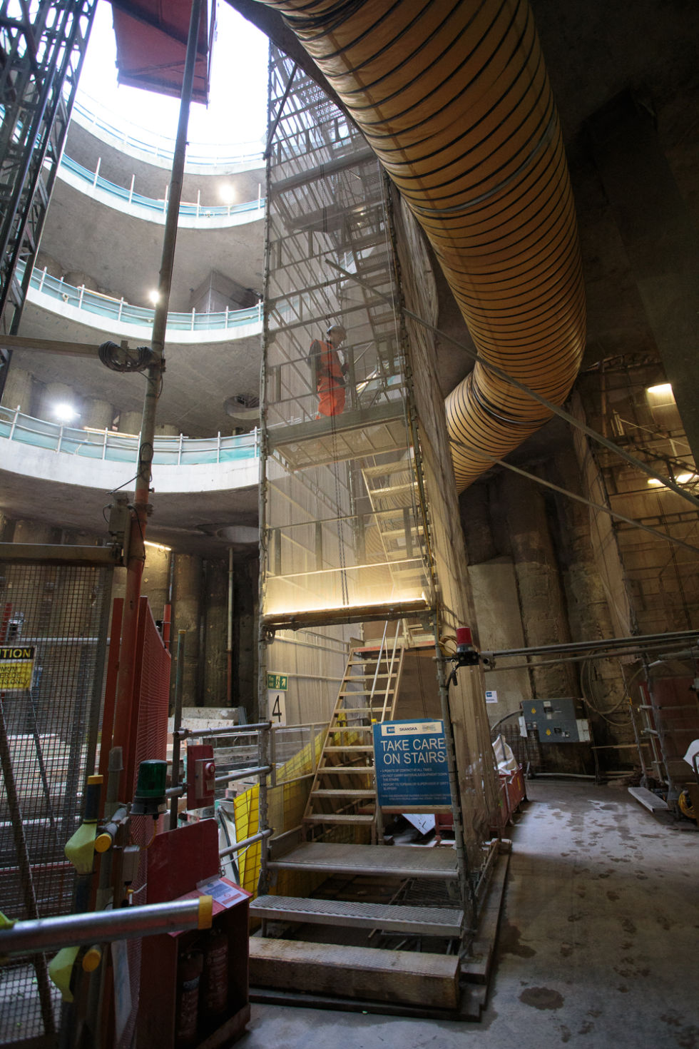 Exploring the Elizabeth line, one of the world’s largest construction ...