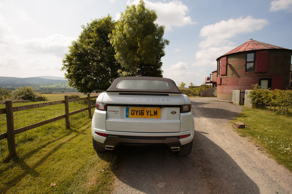 Range Rover’s Evoque Convertible makes top-down, luxury off-roading ...