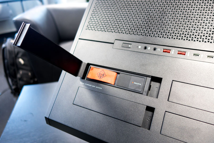 HP’s new Omen X gaming PC is a tilted homage to the NeXTcube - Ars Technica