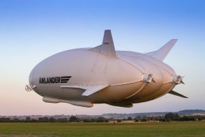 Airlander 10, world’s largest aircraft, takes to the skies - Ars Technica