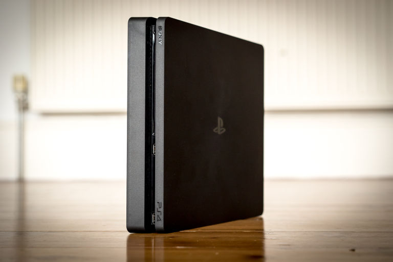 PS4 Slim review: A smaller, sexier console with few compromises - Ars ...