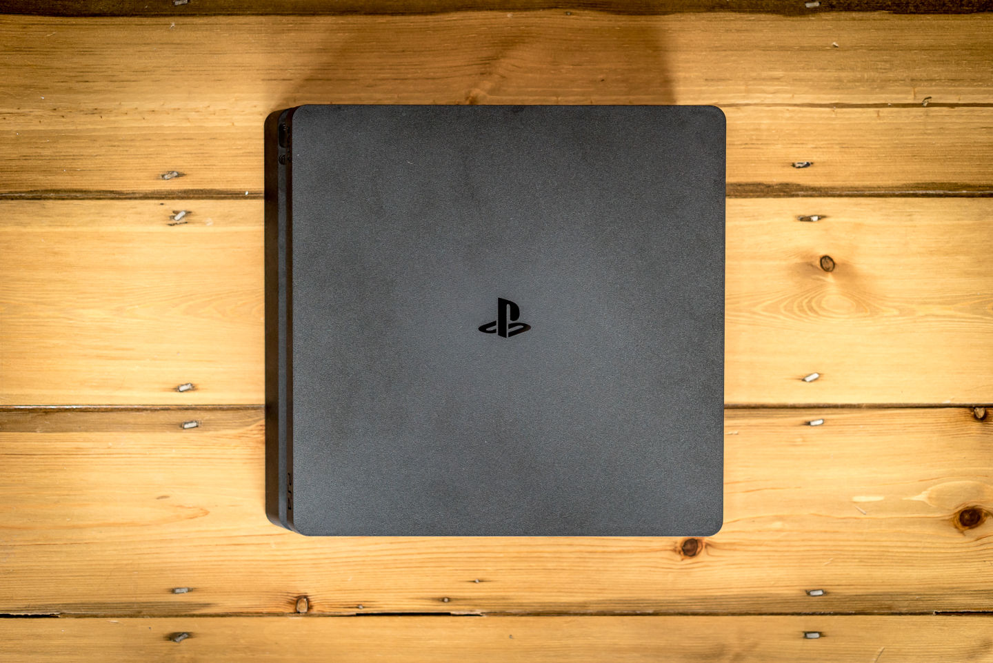 PS4 Slim review: A smaller, sexier console with few compromises - Ars ...