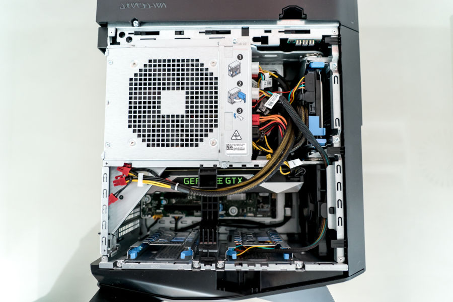 Review: Alienware Aurora proves not all prebuilt gaming PCs are awful ...