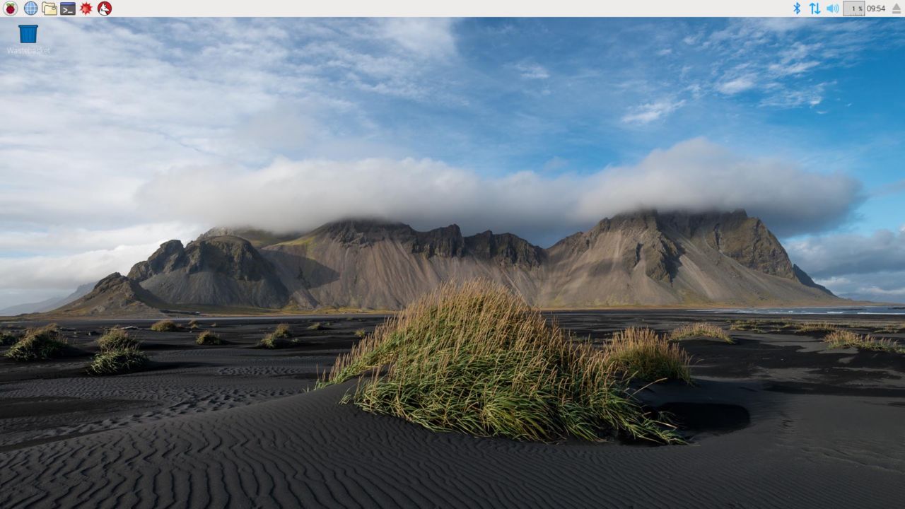 Raspberry Pi’s PIXEL Linux desktop environment now available for x86 ...