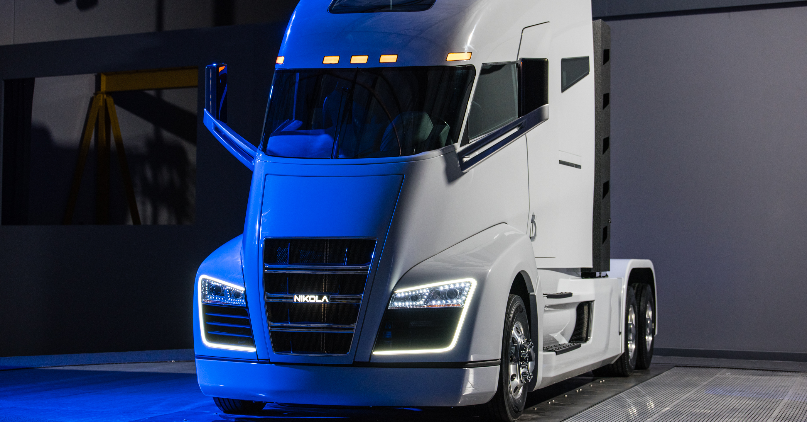 Nikola reveals hydrogen fuel cell truck with range of 1 200 miles Ars Technica