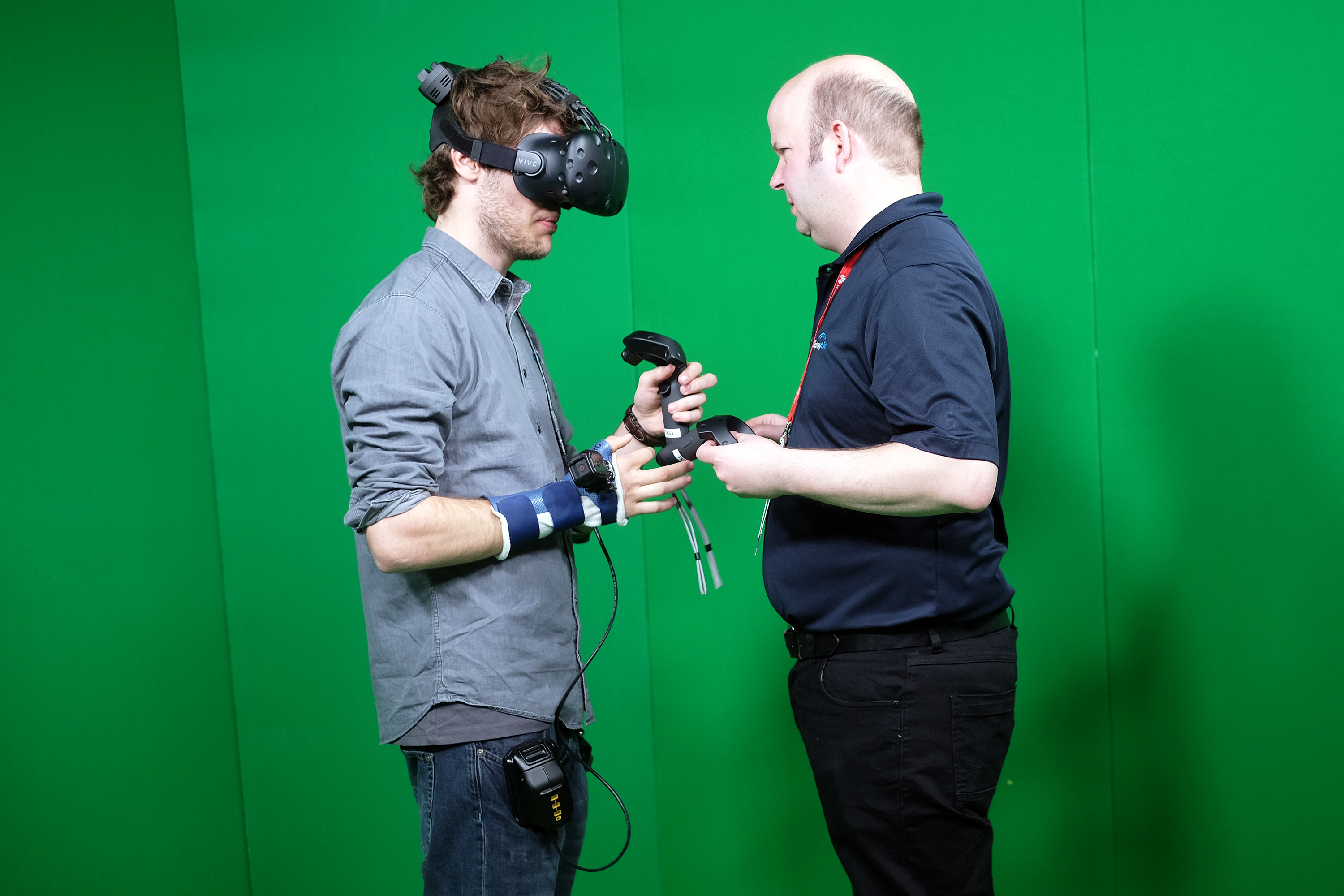 Wireless HTC Vive tested: One of VR’s problems solved, but two remain ...