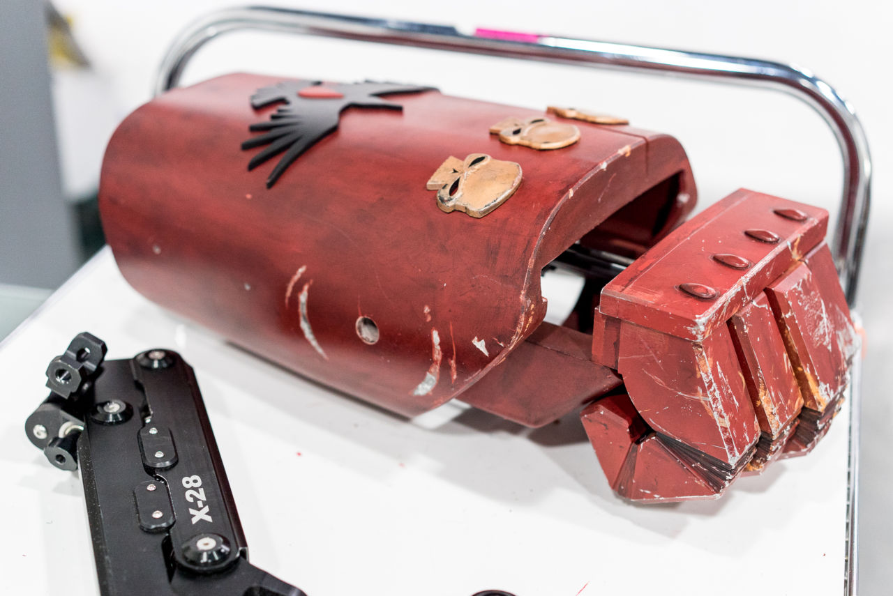 Sega built a real Warhammer 40K Power Fist, then let me smash things ...