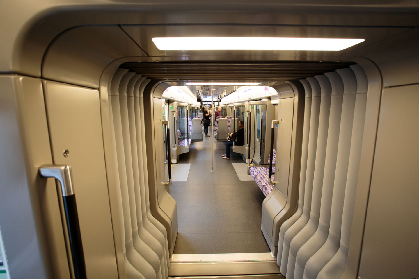 My first ride on the Elizabeth line - Ars Technica