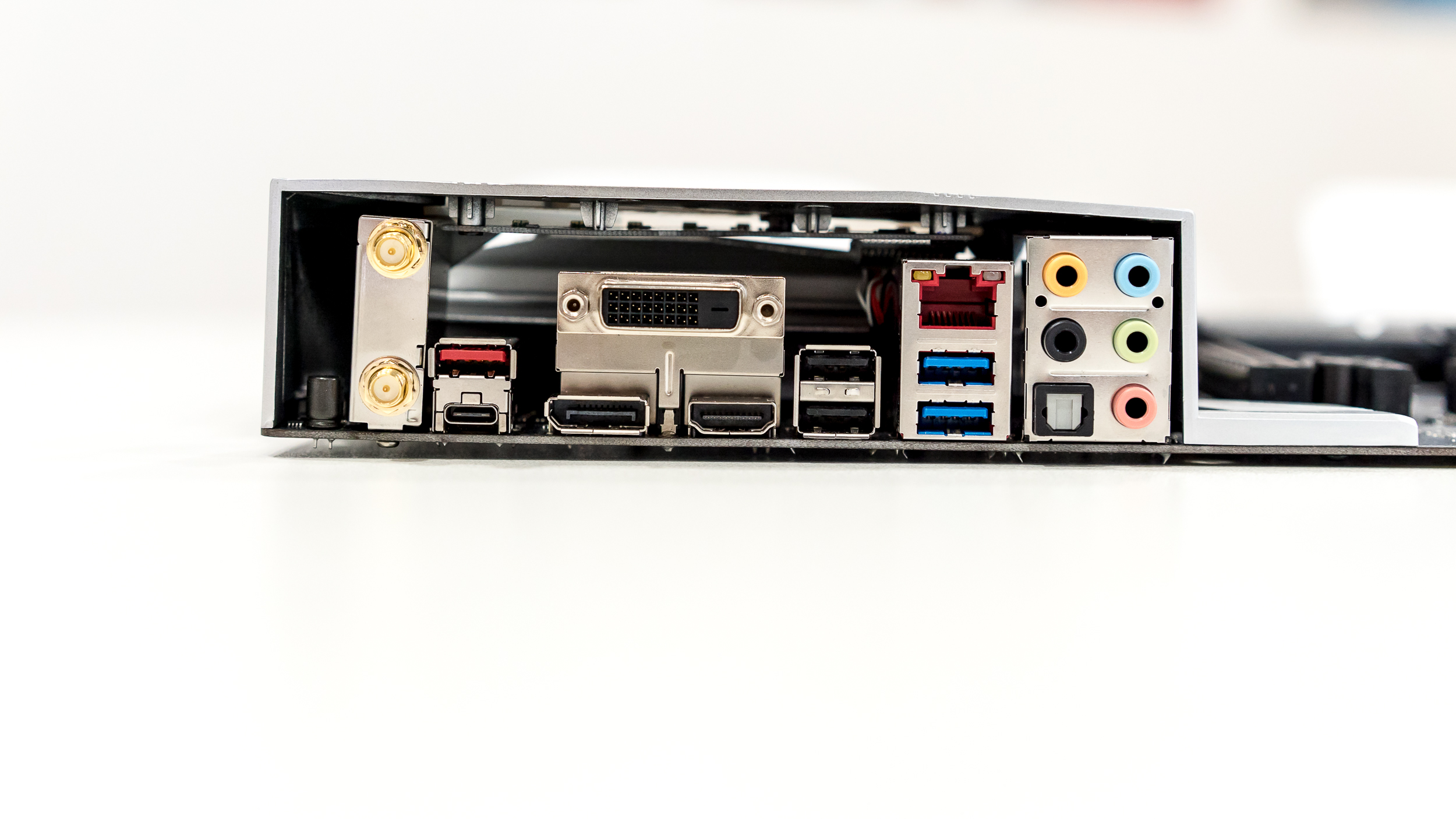 Intel Coffee Lake Core i7-8700K review: The best gaming CPU you can buy ...